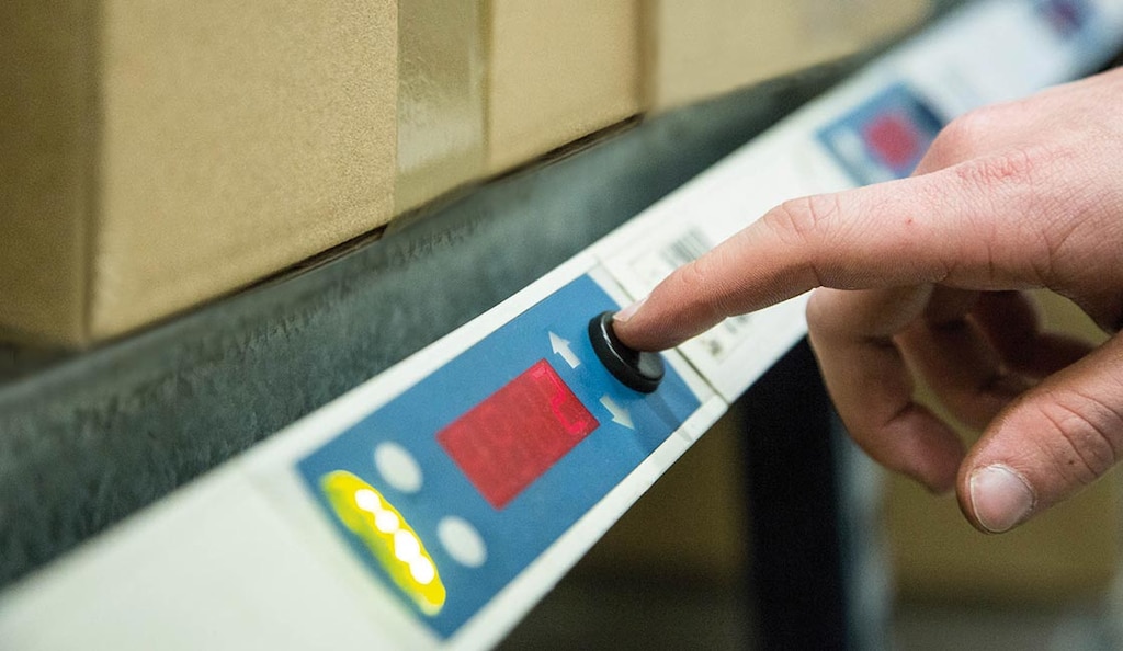 Proceso de picking con un software de gestión - Mecalux.com.co