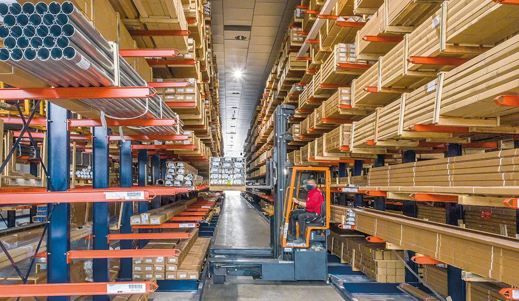 Guía de las estanterías para estibas - Mecalux.com.co